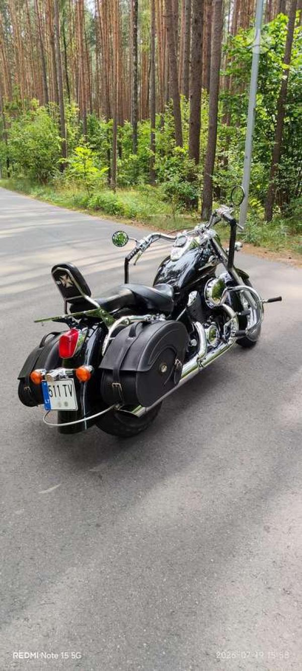 Black Honda VT Shadow 2002 in Vilnius, with an engine capacity of 0.80 L and mileage of 37 thousand km for 3600 €, photo 3 on AUTOMOTO.COM.LV
