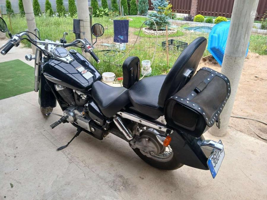 Black Honda VT Shadow 2009 in Vilnius, with an engine capacity of 0.75 L and mileage of 9 thousand km for 4500 €, photo 5 on AUTOMOTO.COM.LV