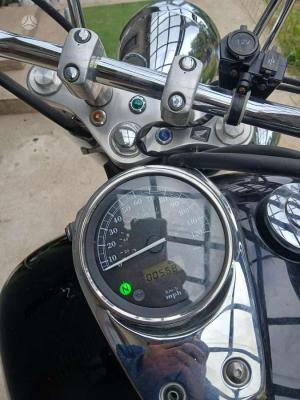 Black Honda VT Shadow 2009 in Vilnius, with an engine capacity of 0.75 L and mileage of 9 thousand km for 4500 €, photo 6 on AUTOMOTO.COM.LV
