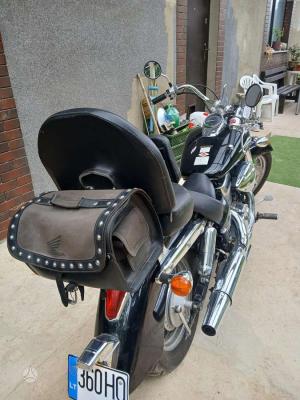 Black Honda VT Shadow 2009 in Vilnius, with an engine capacity of 0.75 L and mileage of 9 thousand km for 4500 €, photo 10 on AUTOMOTO.COM.LV