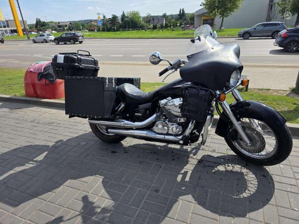 Black Honda VT Shadow 2014 in Kaunas, with an engine capacity of 0.75 L and mileage of 40 thousand km for 4000 €, photo 4 on AUTOMOTO.COM.LV
