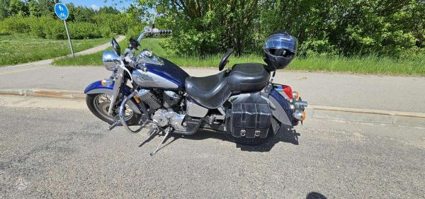 Zils Honda VT Shadow 2001 Viļņa, ar dzinēja tilpumu 0.75 L un nobraukumu 47 tūkst. km par 3600 €, foto 6 vietnē AUTOMOTO.COM.LV