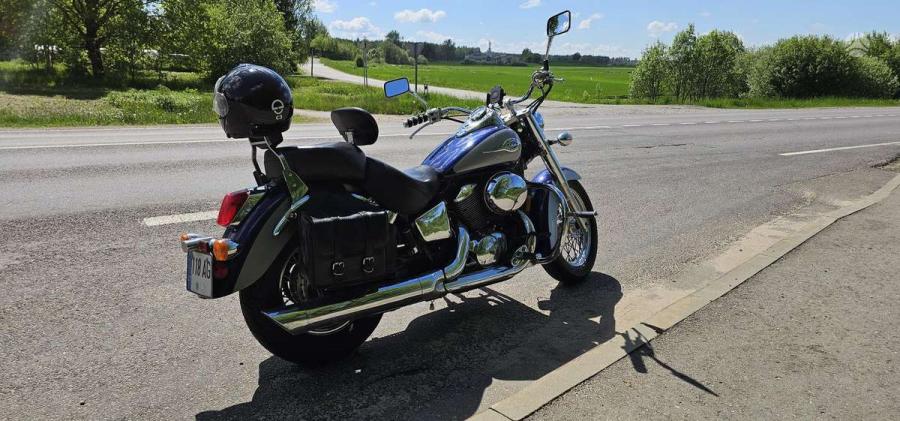 Blue Honda VT Shadow 2001 in Vilnius, with an engine capacity of 0.75 L and mileage of 47 thousand km for 3600 €, photo 10 on AUTOMOTO.COM.LV