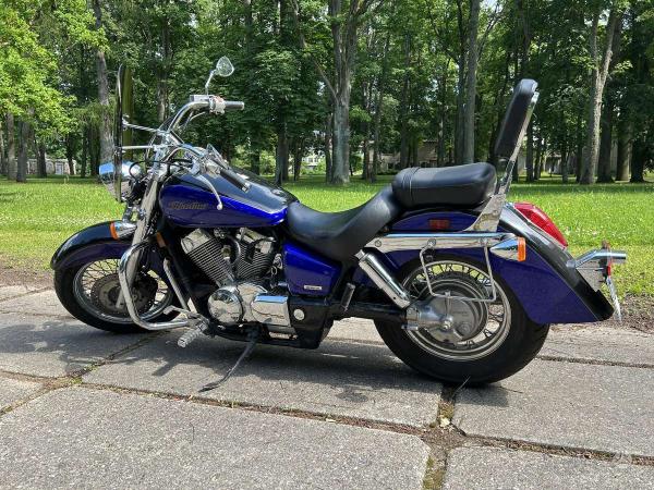 Blue Honda VT Shadow 2004 in Radviliskis, with an engine capacity of 0.75 L and mileage of 26 thousand km for 2300 €, photo 1 on AUTOMOTO.COM.LV