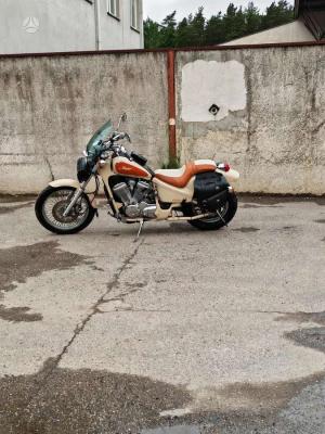 Brown Honda VT Shadow 1992 in Vilnius, with an engine capacity of 0.60 L and mileage of 63 thousand km for 2250 €, photo 12 on AUTOMOTO.COM.LV