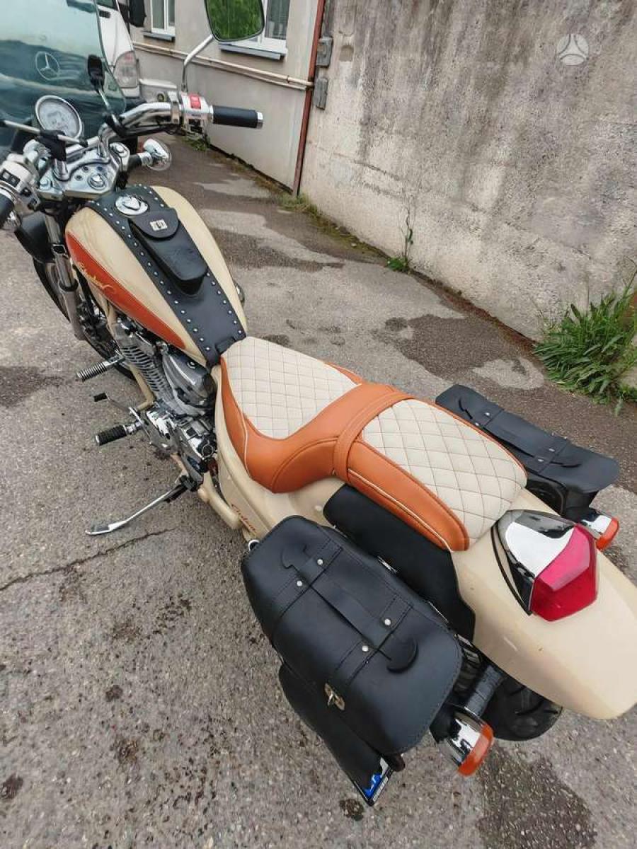 Brown Honda VT Shadow 1992 in Vilnius, with an engine capacity of 0.60 L and mileage of 63 thousand km for 2250 €, photo 19 on AUTOMOTO.COM.LV