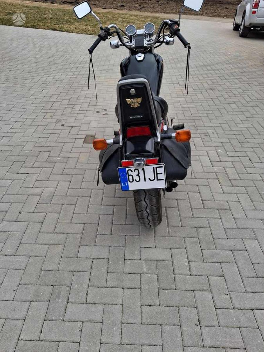 Honda VT Shadow 1985 in Telschi, with an engine capacity of 0.00 L and mileage of 42 thousand km for 800 €, photo 5 on AUTOMOTO.COM.LV