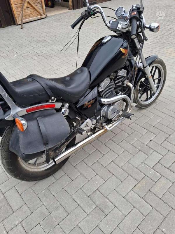 Honda VT Shadow 1985 Telšiai, ar dzinēja tilpumu 0.00 L un nobraukumu 42 tūkst. km par 800 €, foto 3 vietnē AUTOMOTO.COM.LV