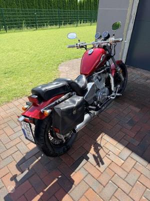 Honda VT Shadow 1989 in Siauliai, with an engine capacity of 0.80 L and mileage of 29 thousand km for 2000 €, photo 6 on AUTOMOTO.COM.LV