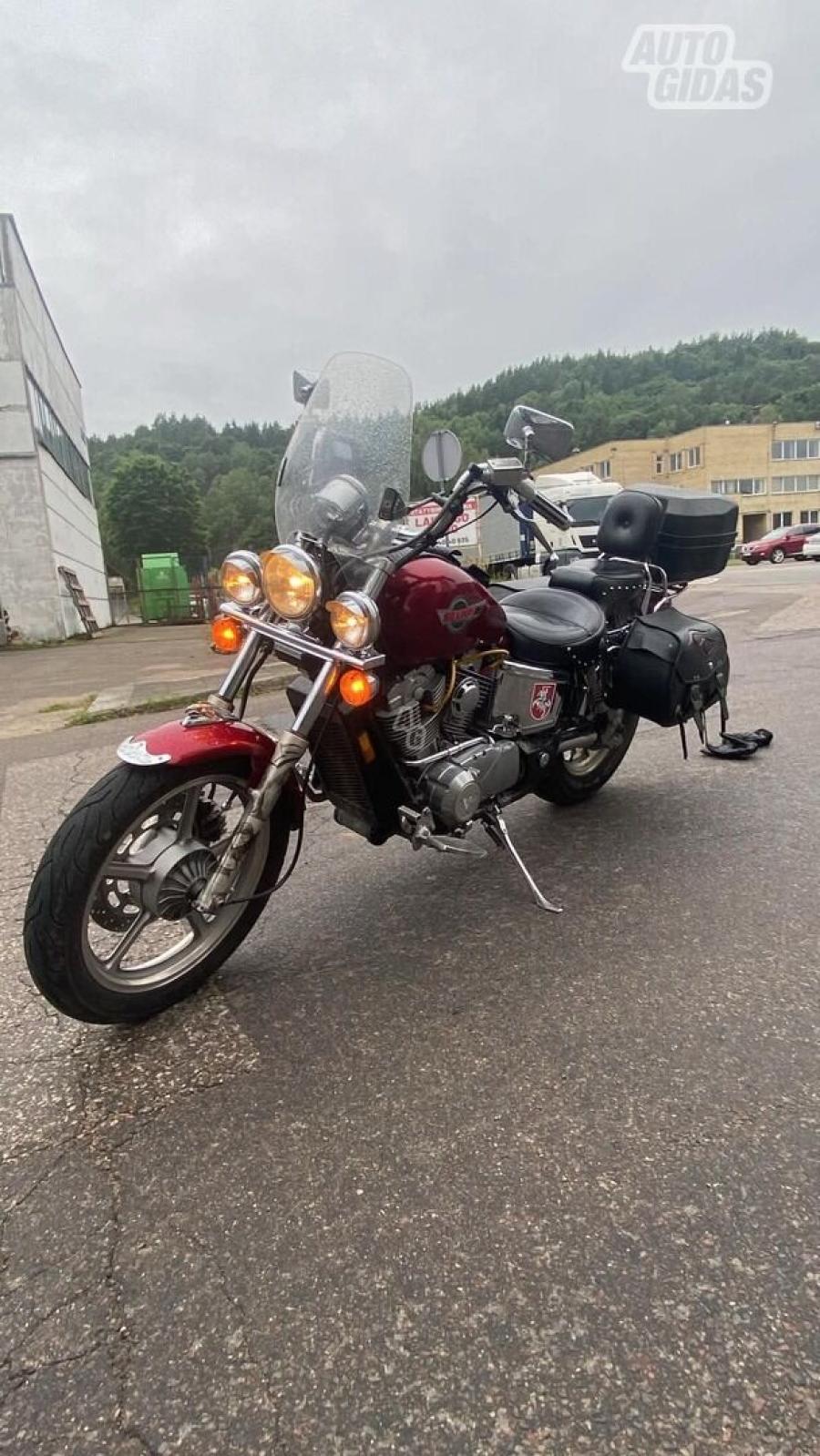 Honda VT Shadow 1994 in Vilnius, with an engine capacity of 1.10 L and mileage of 60 thousand km for 3100 €, photo 5 on AUTOMOTO.COM.LV