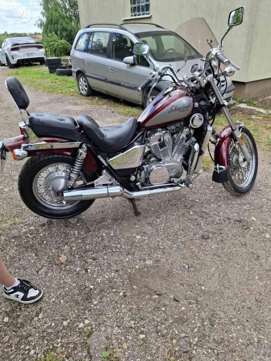 Honda VT Shadow 1998 in Kaunas, with an engine capacity of 0.80 L and mileage of 35 thousand km for 2100 €, photo 4 on AUTOMOTO.COM.LV