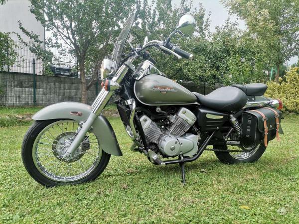 Honda VT Shadow 1999 Viļņa, ar dzinēja tilpumu 0.13 L un nobraukumu 22 tūkst. km par 3750 €, foto 2 vietnē AUTOMOTO.COM.LV