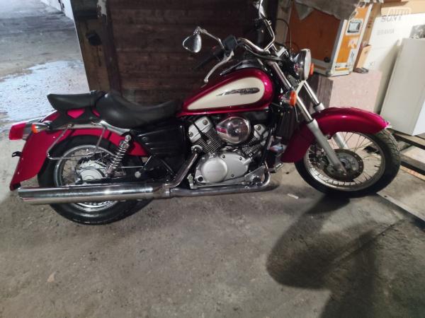 Honda VT Shadow 2002 Kauņa, ar dzinēja tilpumu 0.00 L un nobraukumu 0 tūkst. km par 1500 €, foto 7 vietnē AUTOMOTO.COM.LV