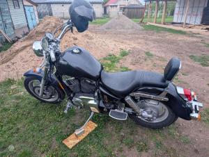 Honda VT Shadow 2004 in Jurbarkas, with an engine capacity of 1.10 L and mileage of 0 thousand km for 2000 €, photo 5 on AUTOMOTO.COM.LV