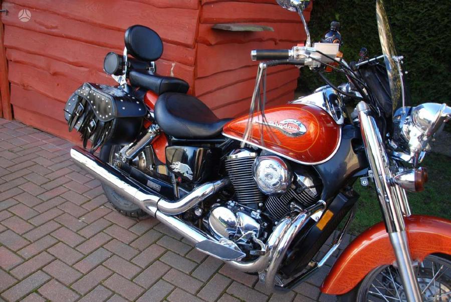 Orange Honda VT Shadow 2003 in Siauliai, with an engine capacity of 0.75 L and mileage of 33 thousand km for 4200 €, photo 4 on AUTOMOTO.COM.LV