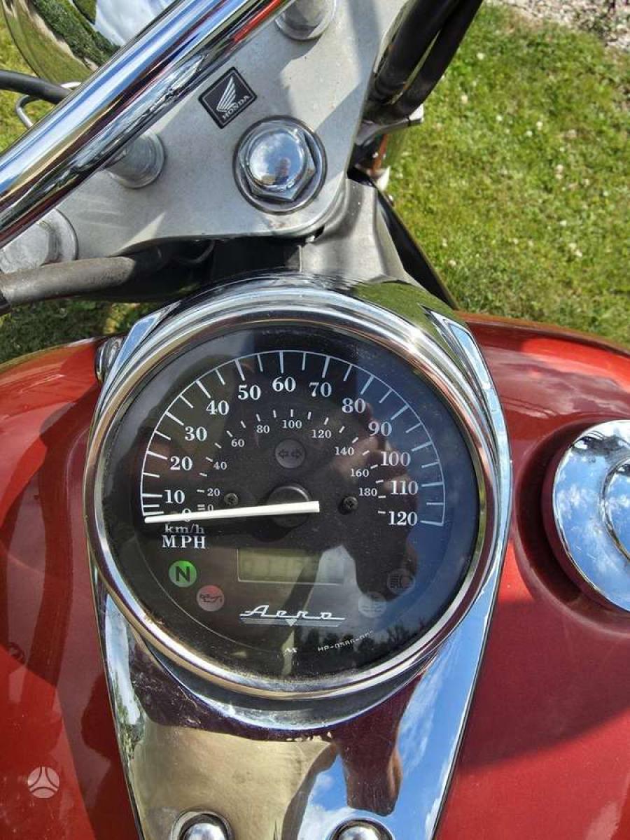 Orange Honda VT Shadow 2008 in Vilnius, with an engine capacity of 0.75 L and mileage of 12 thousand km for 4850 €, photo 3 on AUTOMOTO.COM.LV