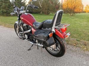 Red Honda VT Shadow 1984 in Jurbarkas, with an engine capacity of 0.70 L and mileage of 32 thousand km for 1530 €, photo 2 on AUTOMOTO.COM.LV