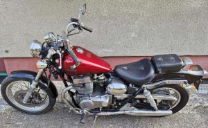 Sarkans Honda VT Shadow 1986 Kauņa, ar dzinēja tilpumu 0.45 L un nobraukumu 36 tūkst. km par 1450 €, foto 4 vietnē AUTOMOTO.COM.LV