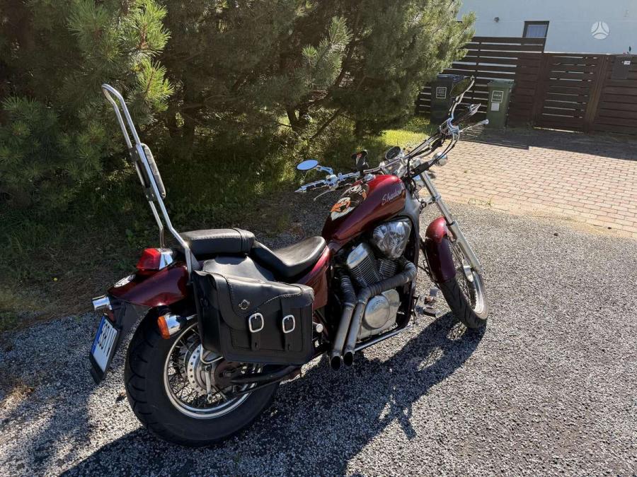 Sarkans Honda VT Shadow 1990 Viļņa, ar dzinēja tilpumu 0.58 L un nobraukumu 67 tūkst. km par 2300 €, foto 8 vietnē AUTOMOTO.COM.LV