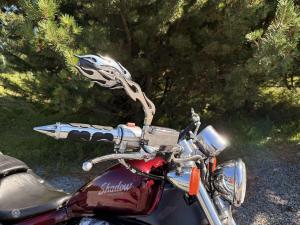 Sarkans Honda VT Shadow 1990 Viļņa, ar dzinēja tilpumu 0.58 L un nobraukumu 67 tūkst. km par 2300 €, foto 15 vietnē AUTOMOTO.COM.LV