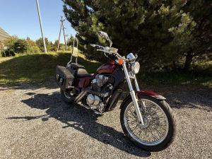 Sarkans Honda VT Shadow 1990 Viļņa, ar dzinēja tilpumu 0.58 L un nobraukumu 67 tūkst. km par 2300 €, foto 18 vietnē AUTOMOTO.COM.LV