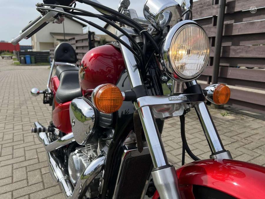 Red Honda VT Shadow 1998 in Vilnius, with an engine capacity of 0.60 L and mileage of 37 thousand km for 2150 €, photo 10 on AUTOMOTO.COM.LV