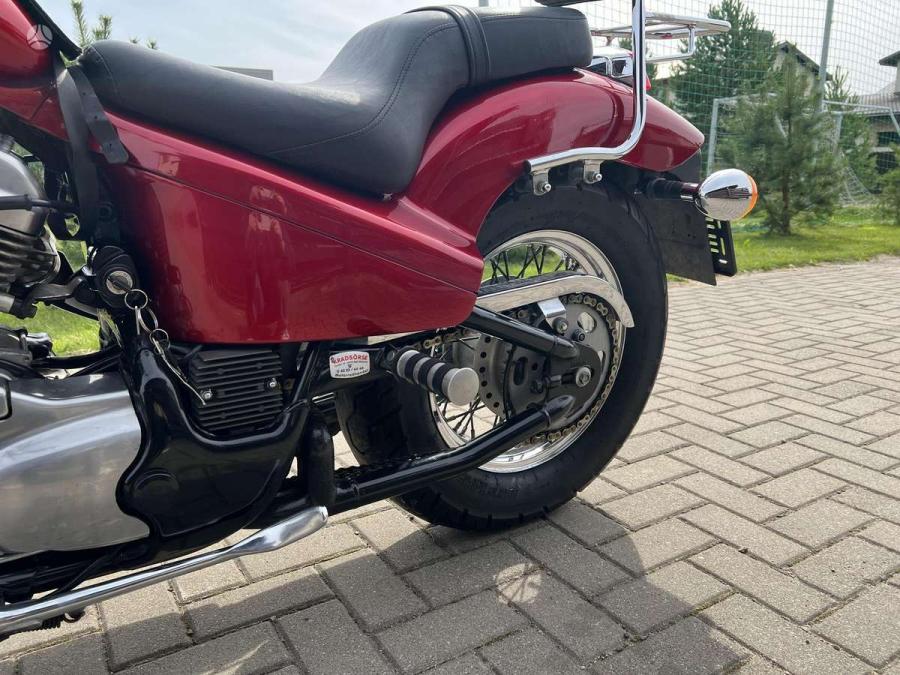 Red Honda VT Shadow 1998 in Vilnius, with an engine capacity of 0.60 L and mileage of 37 thousand km for 2150 €, photo 13 on AUTOMOTO.COM.LV
