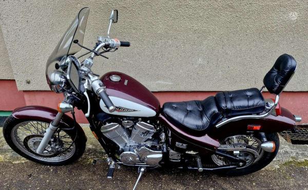 Sarkans Honda VT Shadow 1999 Kauņa, ar dzinēja tilpumu 0.60 L un nobraukumu 18 tūkst. km par 2150 €, foto 10 vietnē AUTOMOTO.COM.LV