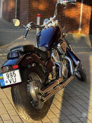 Violet Honda VT Shadow 1994 in Vilnius, with an engine capacity of 0.60 L and mileage of 6 thousand km for 2250 €, photo 3 on AUTOMOTO.COM.LV
