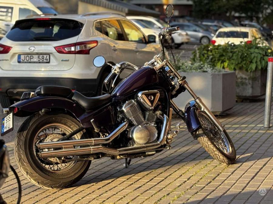 Violet Honda VT Shadow 1994 in Vilnius, with an engine capacity of 0.60 L and mileage of 6 thousand km for 2250 €, photo 4 on AUTOMOTO.COM.LV