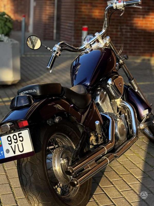 Violets Honda VT Shadow 1994 Viļņa, ar dzinēja tilpumu 0.60 L un nobraukumu 6 tūkst. km par 2250 €, foto 5 vietnē AUTOMOTO.COM.LV