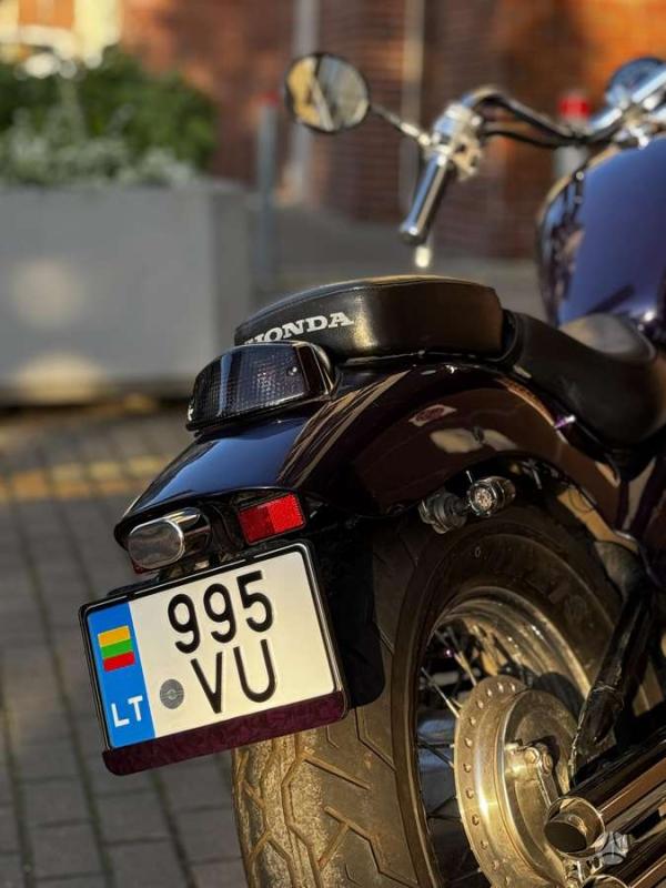 Violets Honda VT Shadow 1994 Viļņa, ar dzinēja tilpumu 0.60 L un nobraukumu 6 tūkst. km par 2250 €, foto 6 vietnē AUTOMOTO.COM.LV