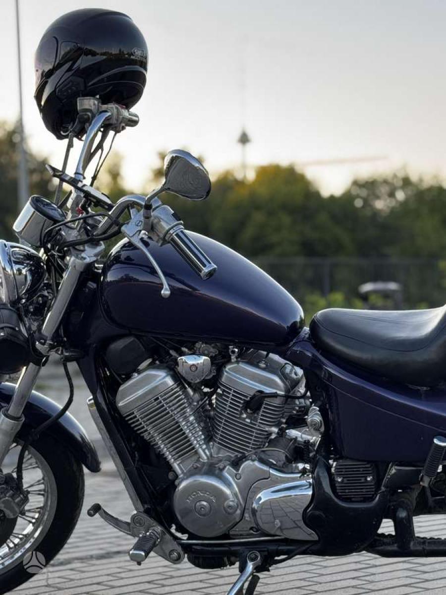 Violet Honda VT Shadow 1994 in Vilnius, with an engine capacity of 0.60 L and mileage of 6 thousand km for 2250 €, photo 24 on AUTOMOTO.COM.LV
