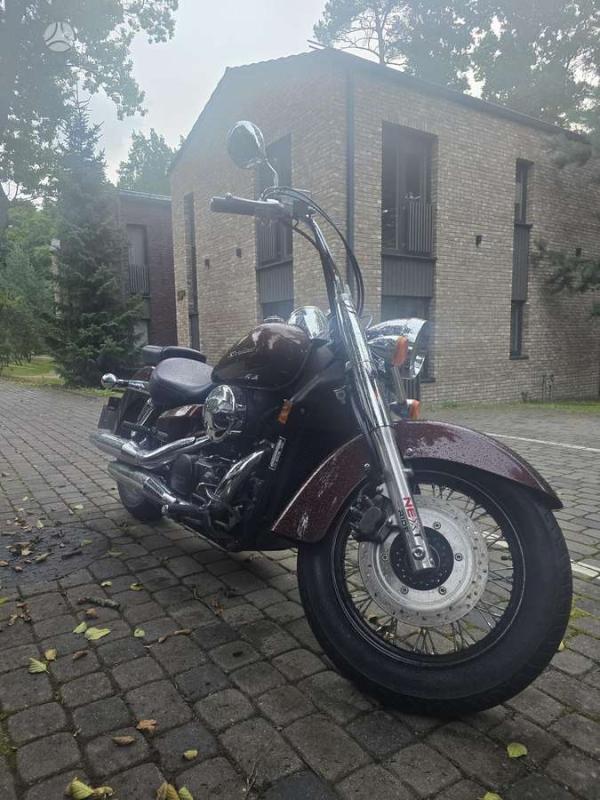 Yellow Honda VT Shadow 2018 in Klaipeda, with an engine capacity of 0.75 L and mileage of 16 thousand km for 6800 €, photo 5 on AUTOMOTO.COM.LV