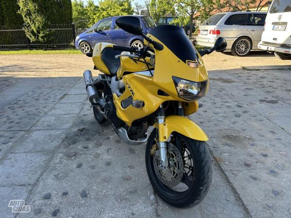 Honda VTR 1000 1998 in Kaunas, with an engine capacity of 0.00 L and mileage of 0 thousand km for 1500 €, photo 1 on AUTOMOTO.COM.LV