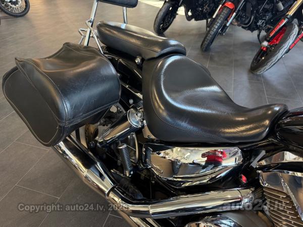 Melns Honda VTX 1300 2003 Tallina, ar dzinēja tilpumu 1.31 L un nobraukumu 44 tūkst. km par 5490 €, foto 6 vietnē AUTOMOTO.COM.LV