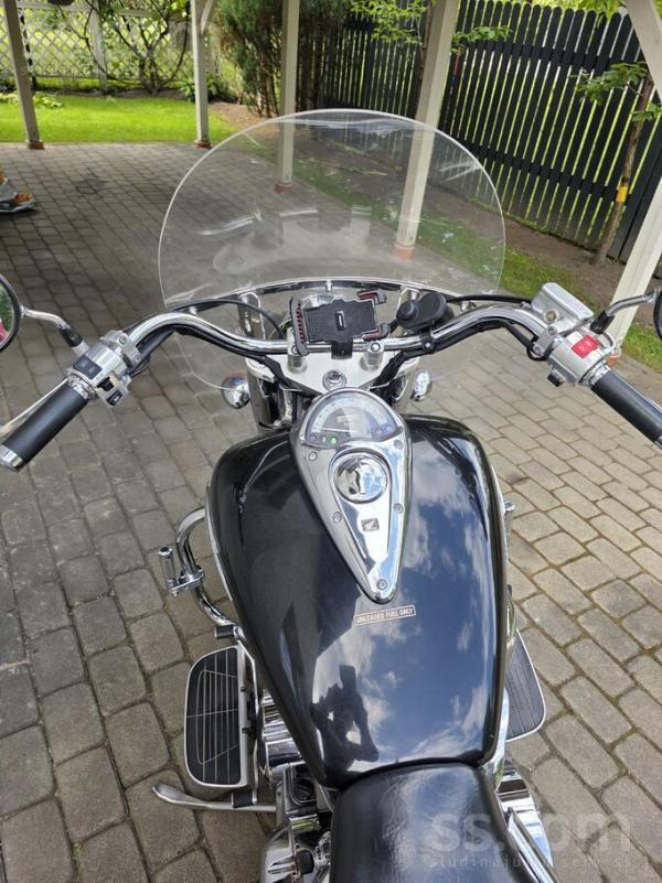 Honda VTX 1300 2007 in Ogre, with an engine capacity of 1.30 L and mileage of 0 thousand km for 6500 €, photo 7 on AUTOMOTO.COM.LV