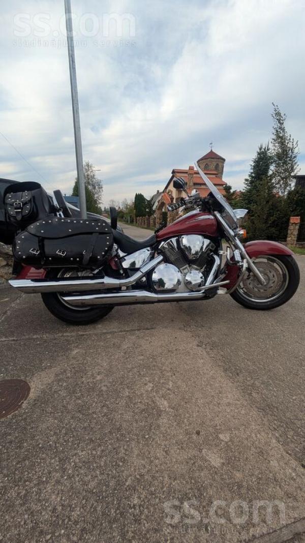 Хонда VTX 1300 2007 в Даугавпилс на AUTOMOTO.COM.LV Хонда VTX 1300 2007 в Даугавпилс, объемом двигателя 1.30 л и пробегом 0 тыс. км за 5500 €, фото 5 на AUTOMOTO.COM.LV