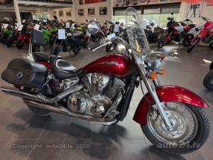Красный Хонда VTX 1300 2004 в Таллин, объемом двигателя 1.31 л и пробегом 20 тыс. км за 6990 €, фото  на AUTOMOTO.COM.LV