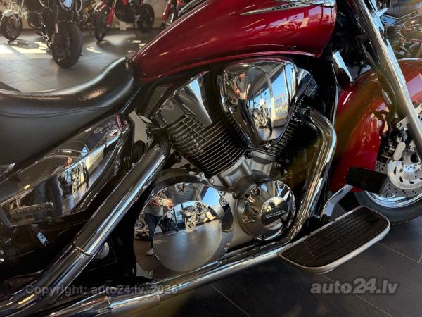 Honda VTX 1300 2004 Tallina vietnē Sarkans Honda VTX 1300 2004 Tallina, ar dzinēja tilpumu 1.31 L un nobraukumu 20 tūkst. km par 6990 €, foto 5 vietnē AUTOMOTO.COM.LV