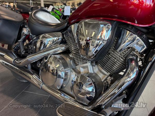 Honda VTX 1300 2004 Tallina vietnē Sarkans Honda VTX 1300 2004 Tallina, ar dzinēja tilpumu 1.31 L un nobraukumu 20 tūkst. km par 6990 €, foto 9 vietnē AUTOMOTO.COM.LV