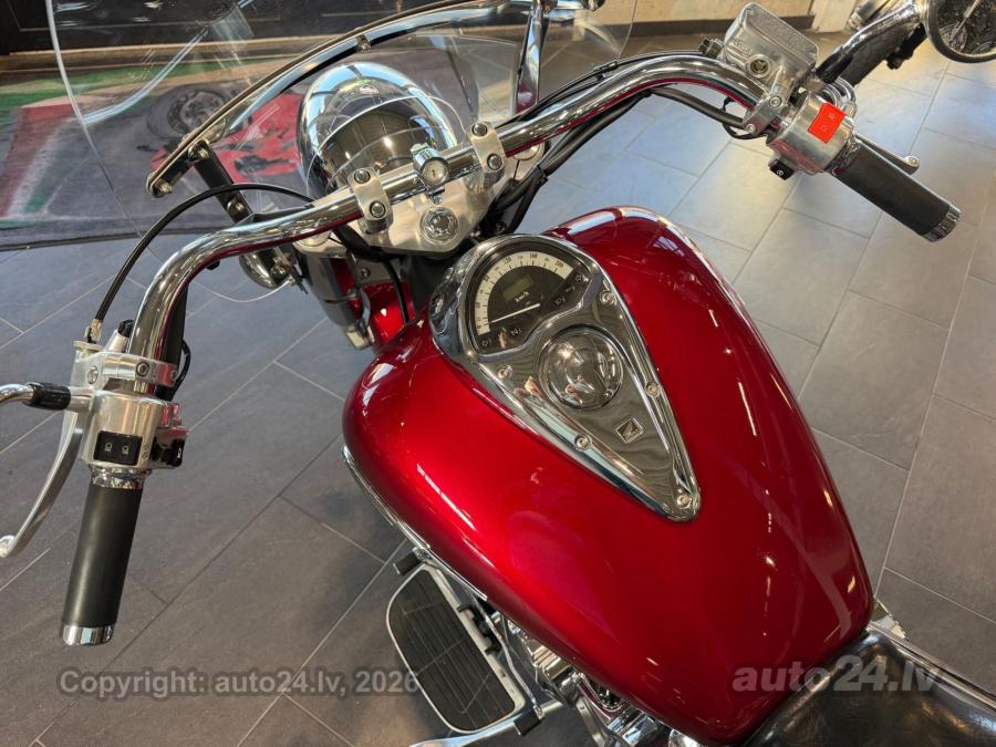Sarkans Honda VTX 1300 2004 Tallina, ar dzinēja tilpumu 1.31 L un nobraukumu 20 tūkst. km par 6990 €, foto 20 vietnē AUTOMOTO.COM.LV