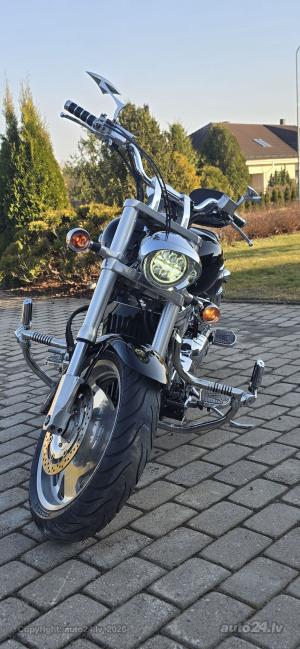Black Honda VTX 1800 2002 in Tartu, with an engine capacity of 1.80 L and mileage of 64 thousand km for 6000 €, photo 2 on AUTOMOTO.COM.LV