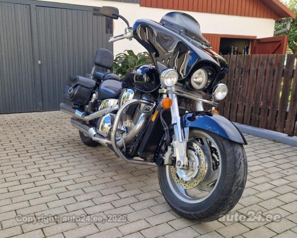 Black Honda VTX 1800 2003 in Haapsalu, with an engine capacity of 1.80 L and mileage of 47 thousand km for 5950 €, photo 1 on AUTOMOTO.COM.LV