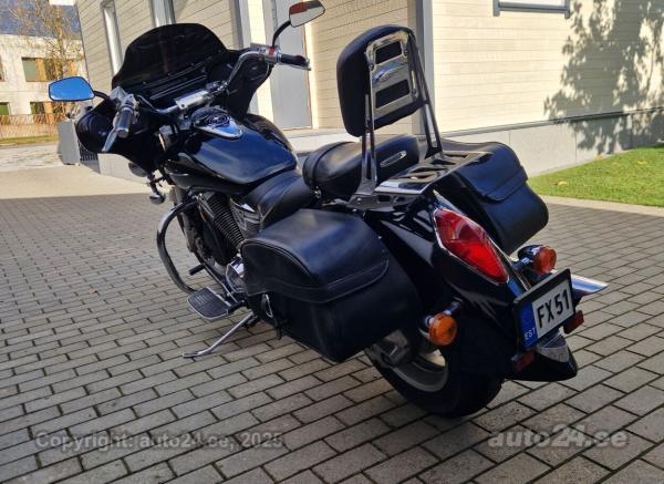 Black Honda VTX 1800 2003 in Haapsalu, with an engine capacity of 1.80 L and mileage of 47 thousand km for 5950 €, photo 3 on AUTOMOTO.COM.LV