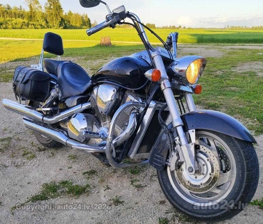 Black Honda VTX 1800 2003 in Poltsamaa, with an engine capacity of 1.80 L and mileage of 10 thousand km for 5999 €, photo 2 on AUTOMOTO.COM.LV