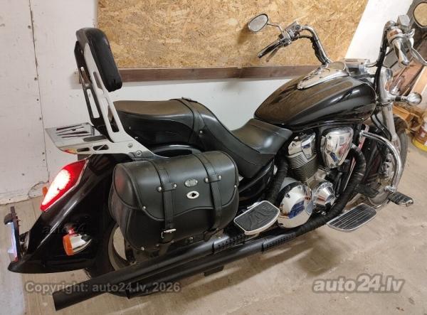 Melns Honda VTX 1800 2003 Peltsamā, ar dzinēja tilpumu 1.80 L un nobraukumu 10 tūkst. km par 5999 €, foto 5 vietnē AUTOMOTO.COM.LV