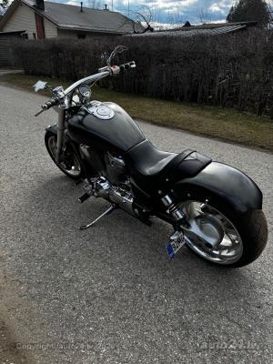 Melns Honda VTX 1800 2003 Tallina, ar dzinēja tilpumu 1.80 L un nobraukumu 36 tūkst. km par 6400 €, foto 5 vietnē AUTOMOTO.COM.LV