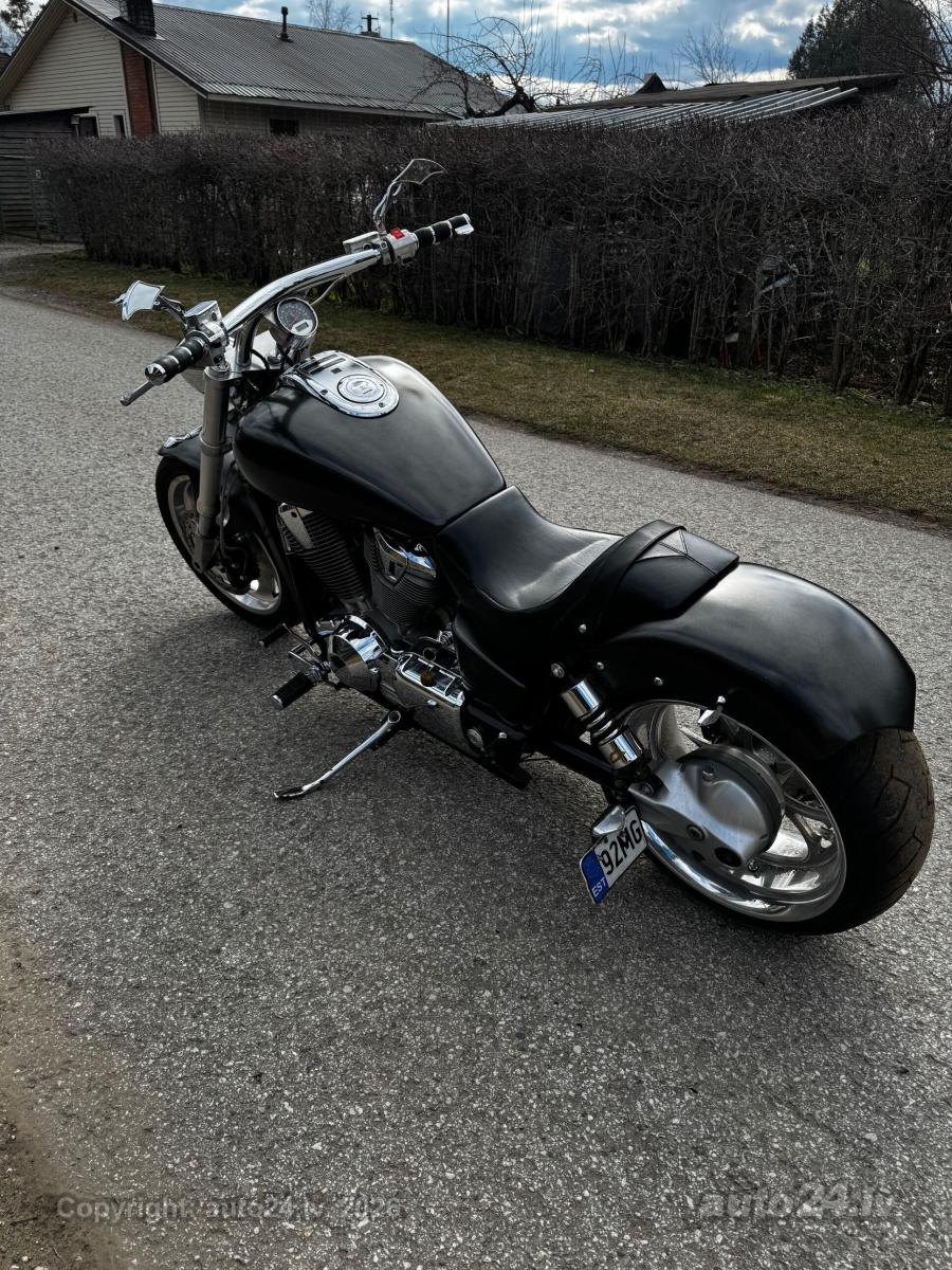 Melns Honda VTX 1800 2003 Tallina, ar dzinēja tilpumu 1.80 L un nobraukumu 36 tūkst. km par 6400 €, foto 5 vietnē AUTOMOTO.COM.LV