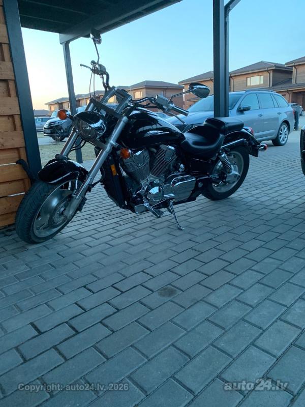 Honda VTX 1800 2002 Tallina, ar dzinēja tilpumu 1.80 L un nobraukumu 25 tūkst. km par 6500 €, foto 6 vietnē AUTOMOTO.COM.LV
